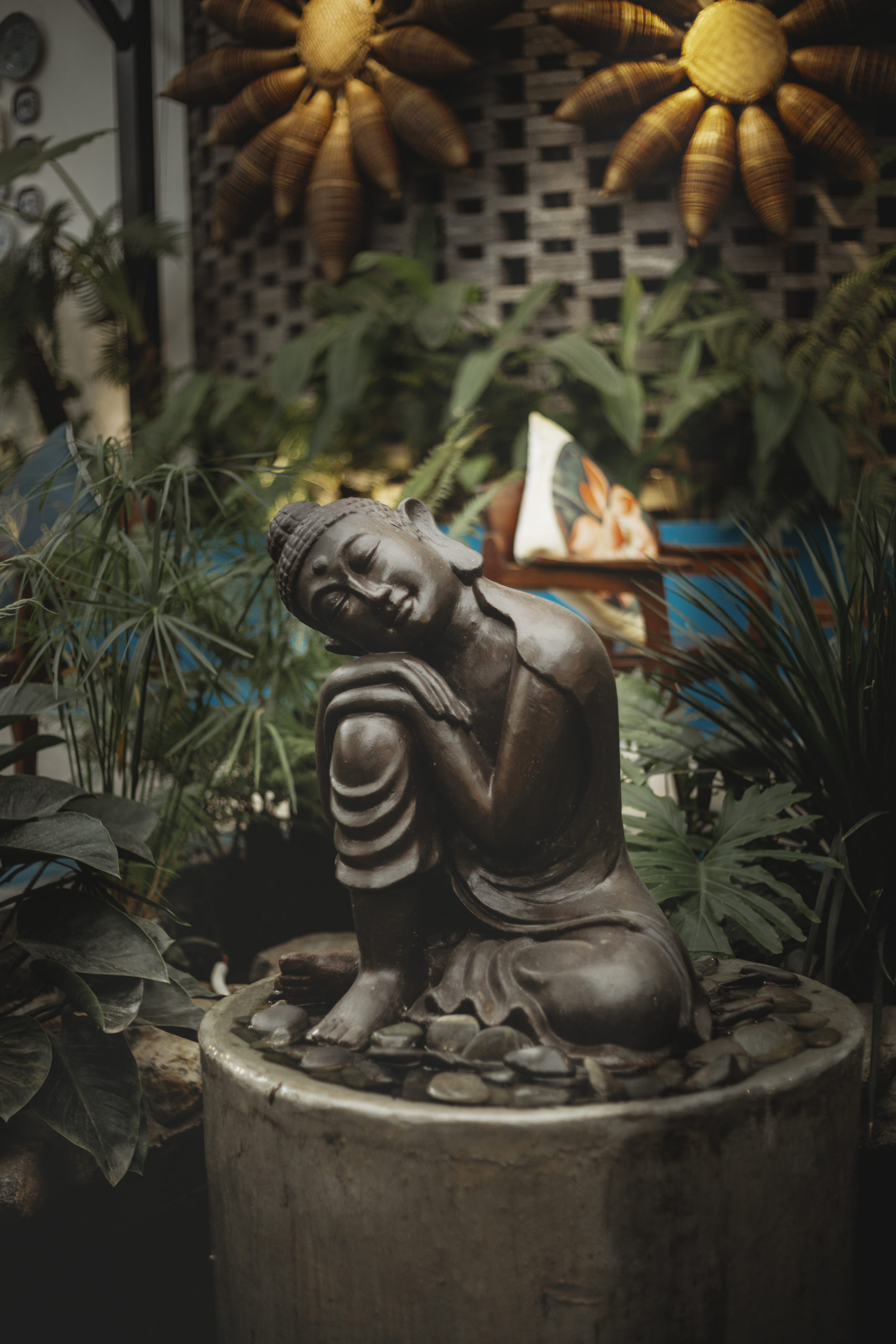 Traditional Vietnamese Design Elements Blend With Modern In This ...